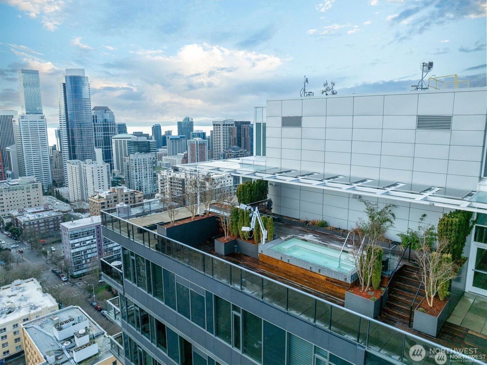 1321 Seneca Street Unit #401, Seattle, WA 98101 | MLS # 2454137 Luma ...