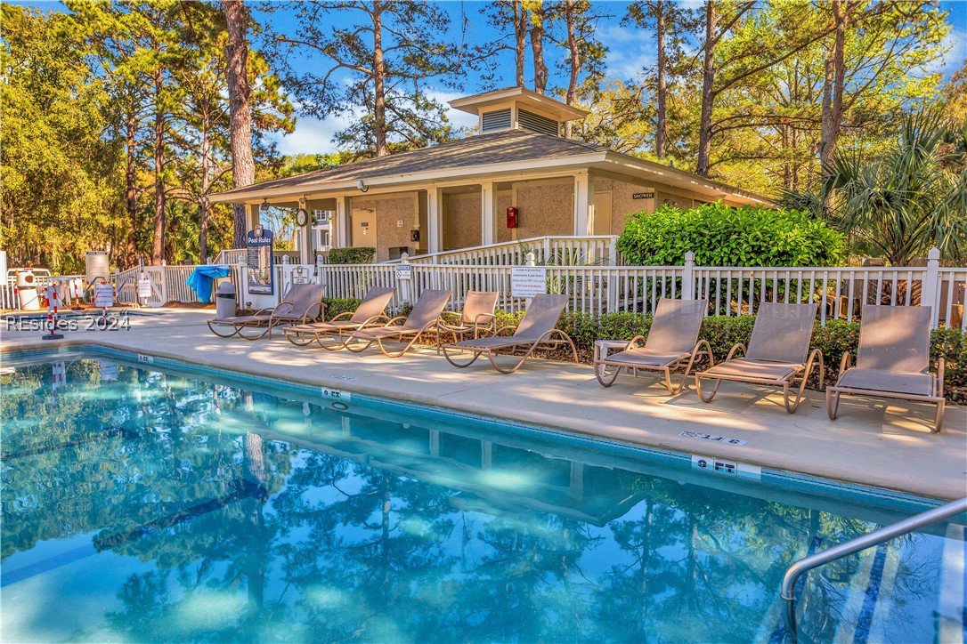 45 Folly Field Road Unit 11L, Hilton Head Island, 29928
